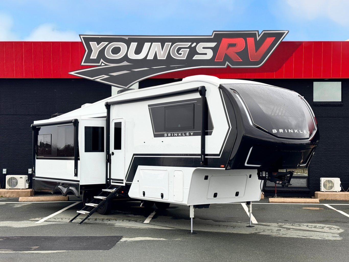 2025 Brinkley MODEL Z-3100 | Young's RV | Making your RV lifestyle more affordable | 902-530-1000