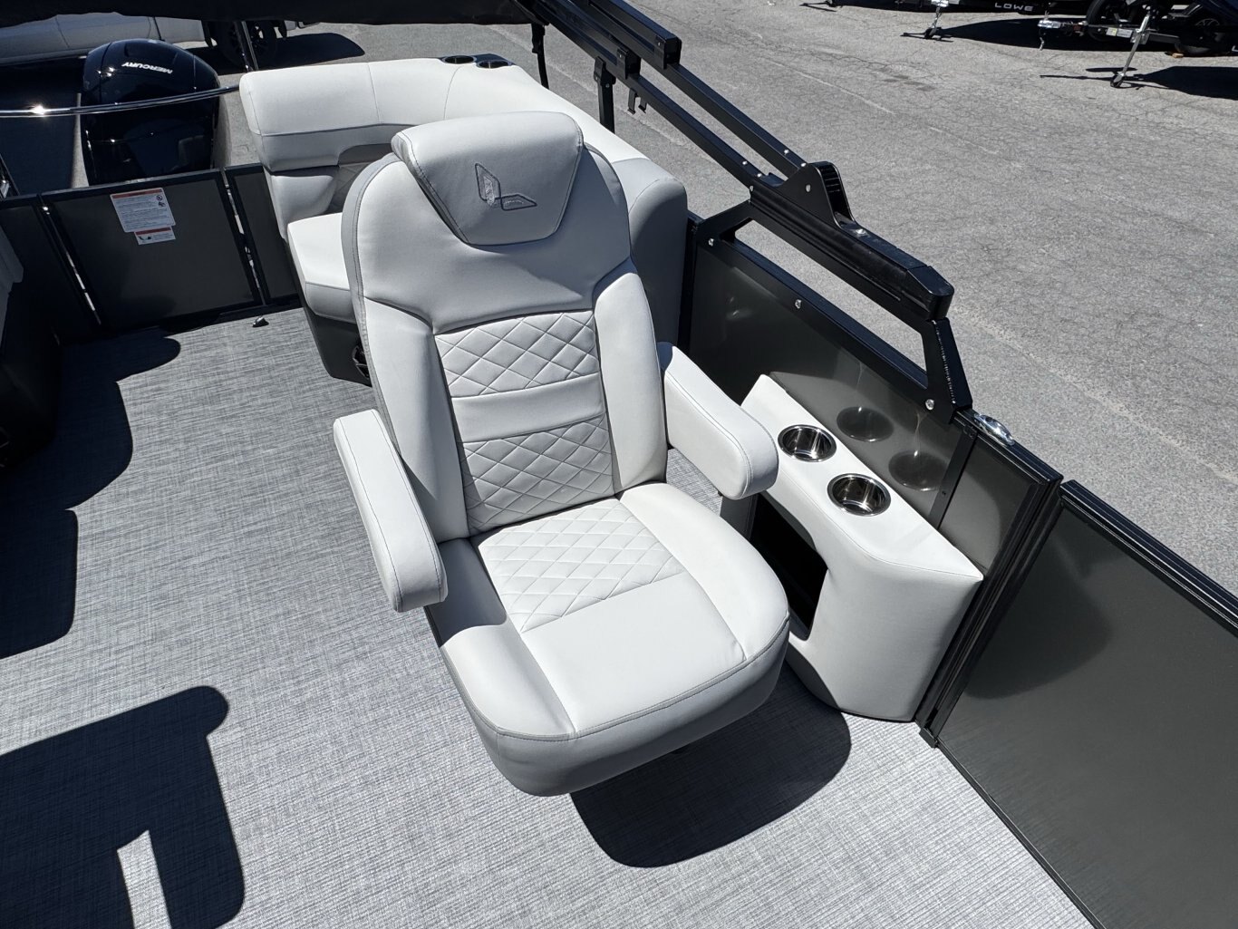 2026 Lowe Boats SS210 Walk Thru TRI-TOON MERCURY 115HP | 7209718 | Home ...