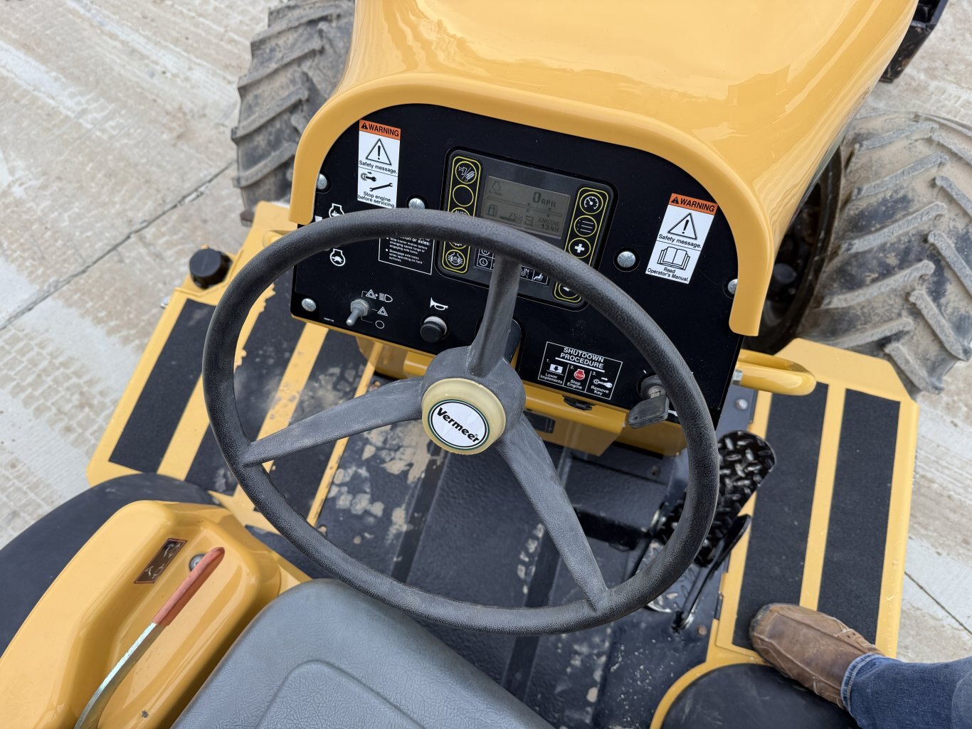 2017 Vermeer RTX550 Chain Trencher or Plow #11344 JP2017 Vermeer RTX550 ...