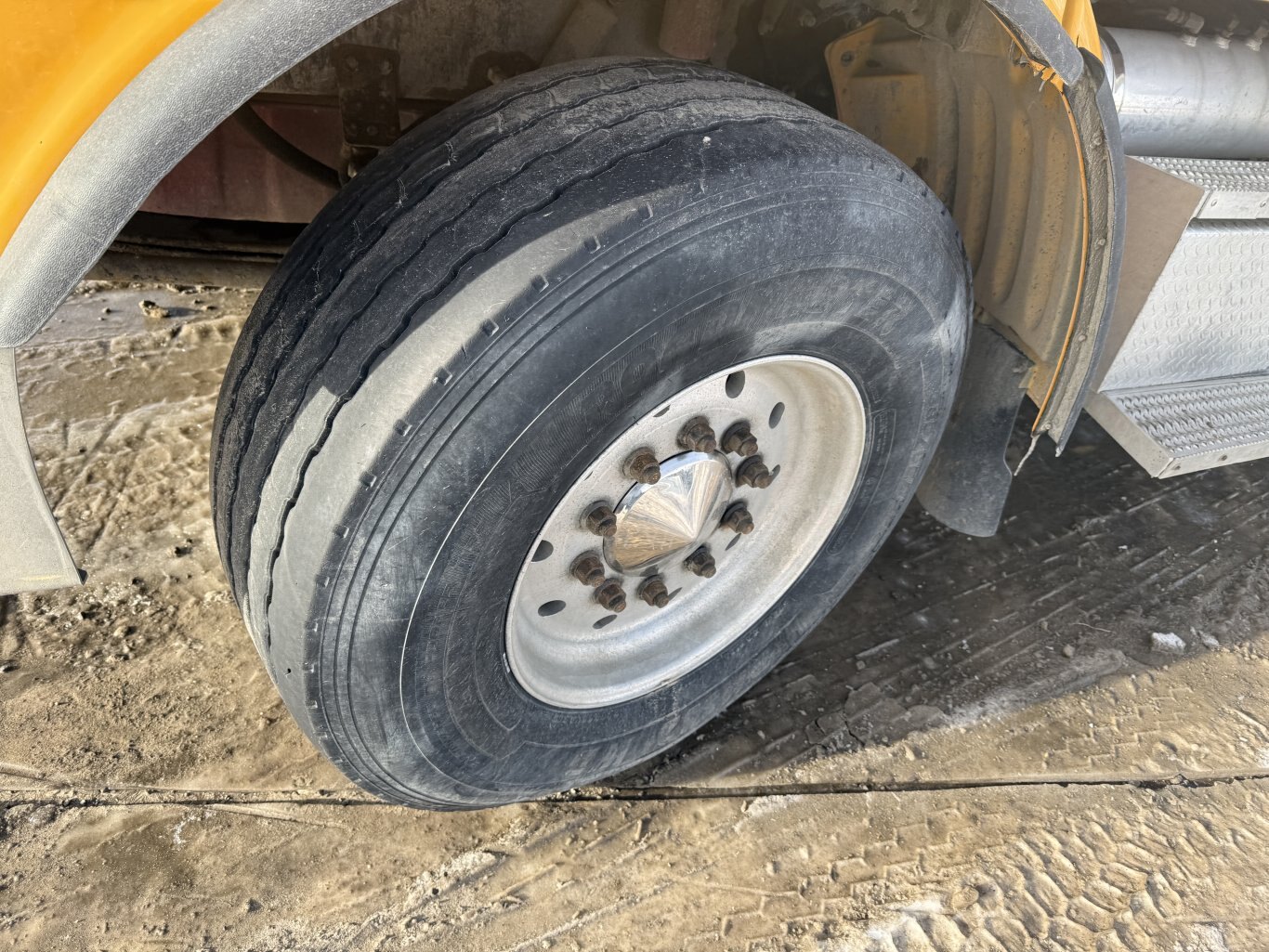 2010 Peterbilt Triaxle 600hp #11391 JP2010 Peterbilt Triaxle 600hp ...