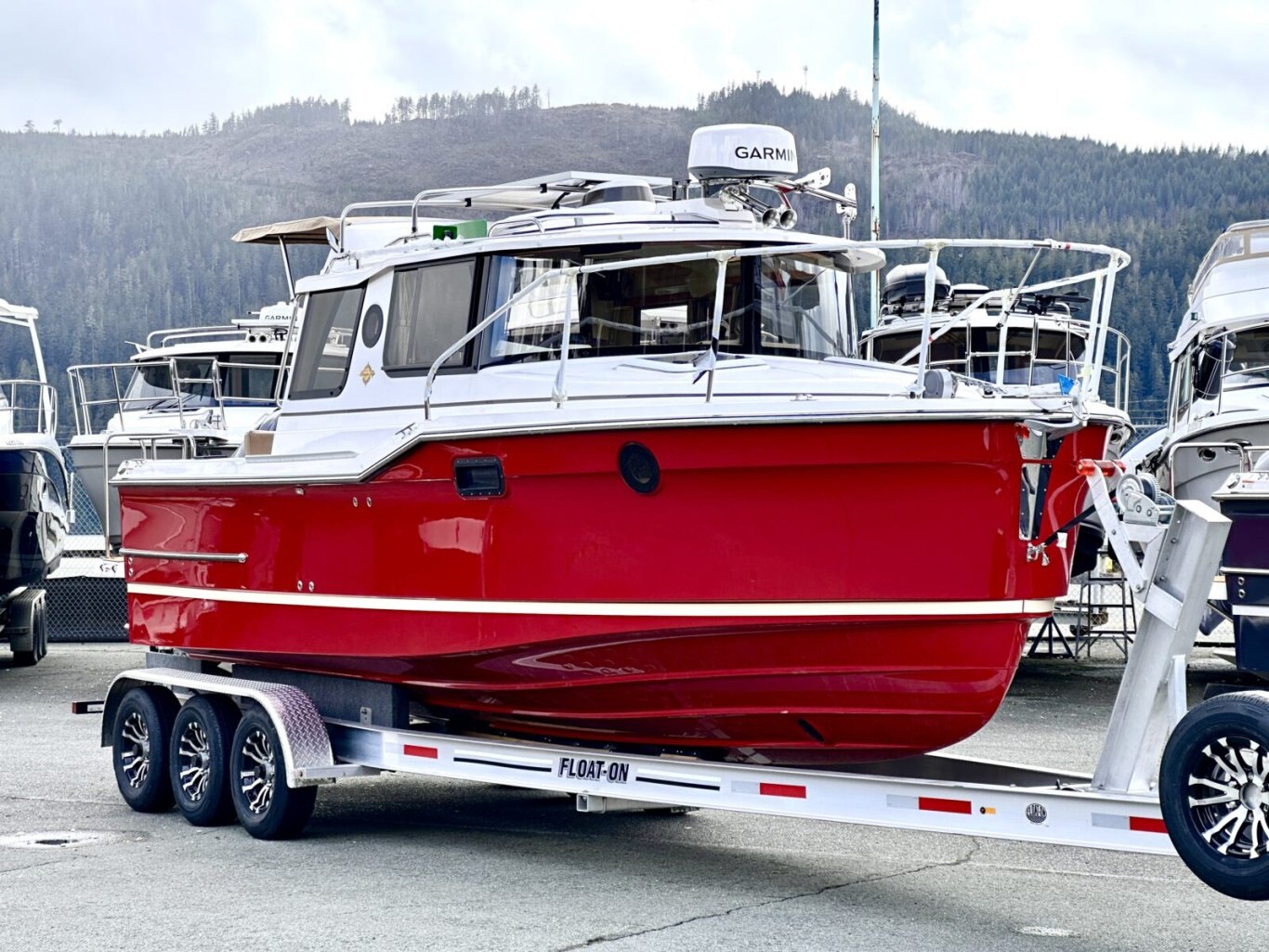 2025 Ranger Tugs R-23 | H-Red LUX | Home | Premier Cutwater, Ranger Tug ...